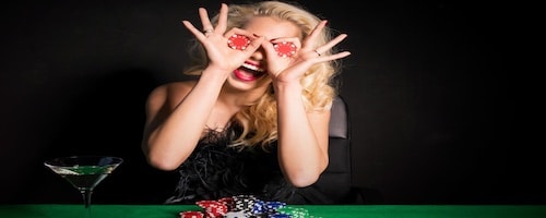 Poker Face - Common Signs to Recognize Bluffing